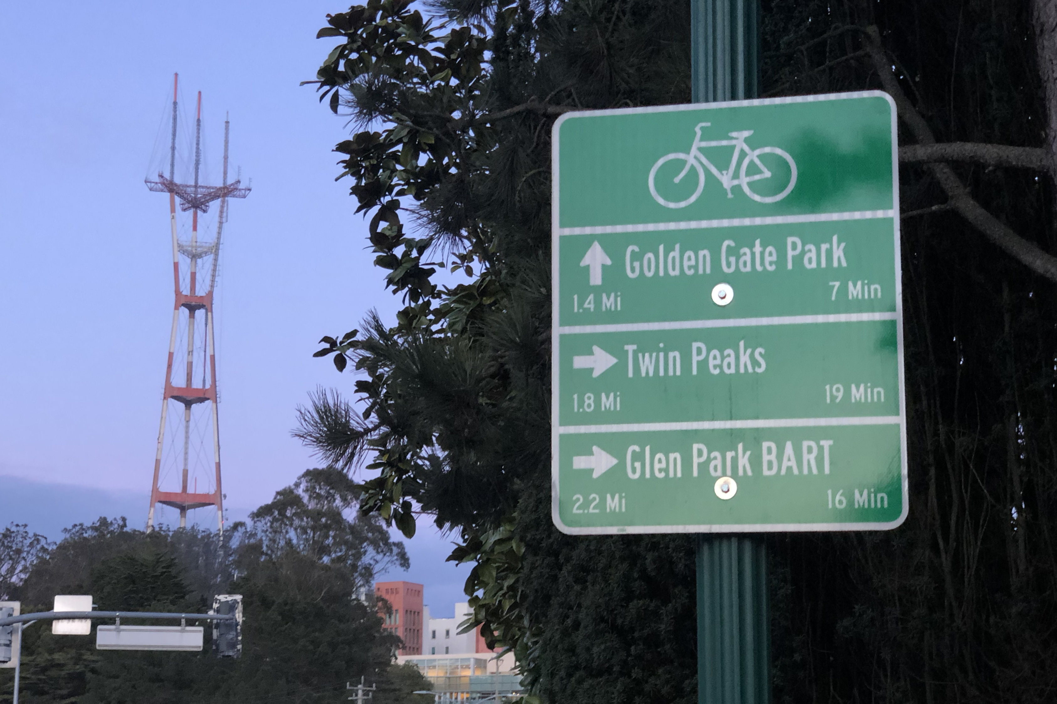 New Bike Wayfinding Signs Installed Throughout The City | SFCTA